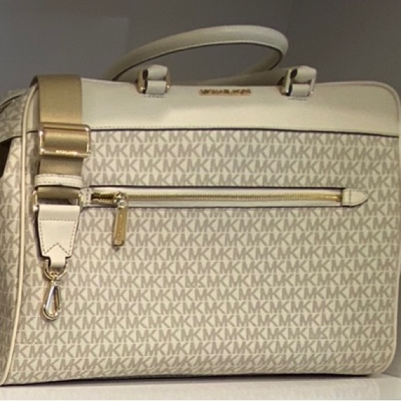 MICHAEL Michael Kors | Bags | Michael Michael Kors Weekender Travel Bag ...